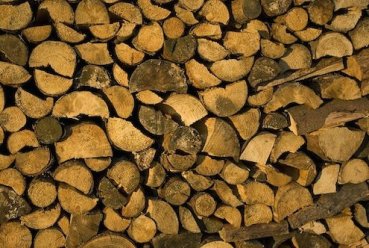 Firewood Types - What Type Should You Use? - Bob Vila