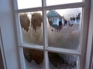 How to Avoid Frost on Windows (Homeowner's Guide) - Bob Vila