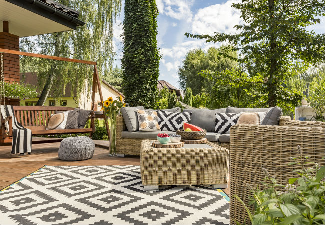 The Best Outdoor Rugs - Picks by Bob Vila