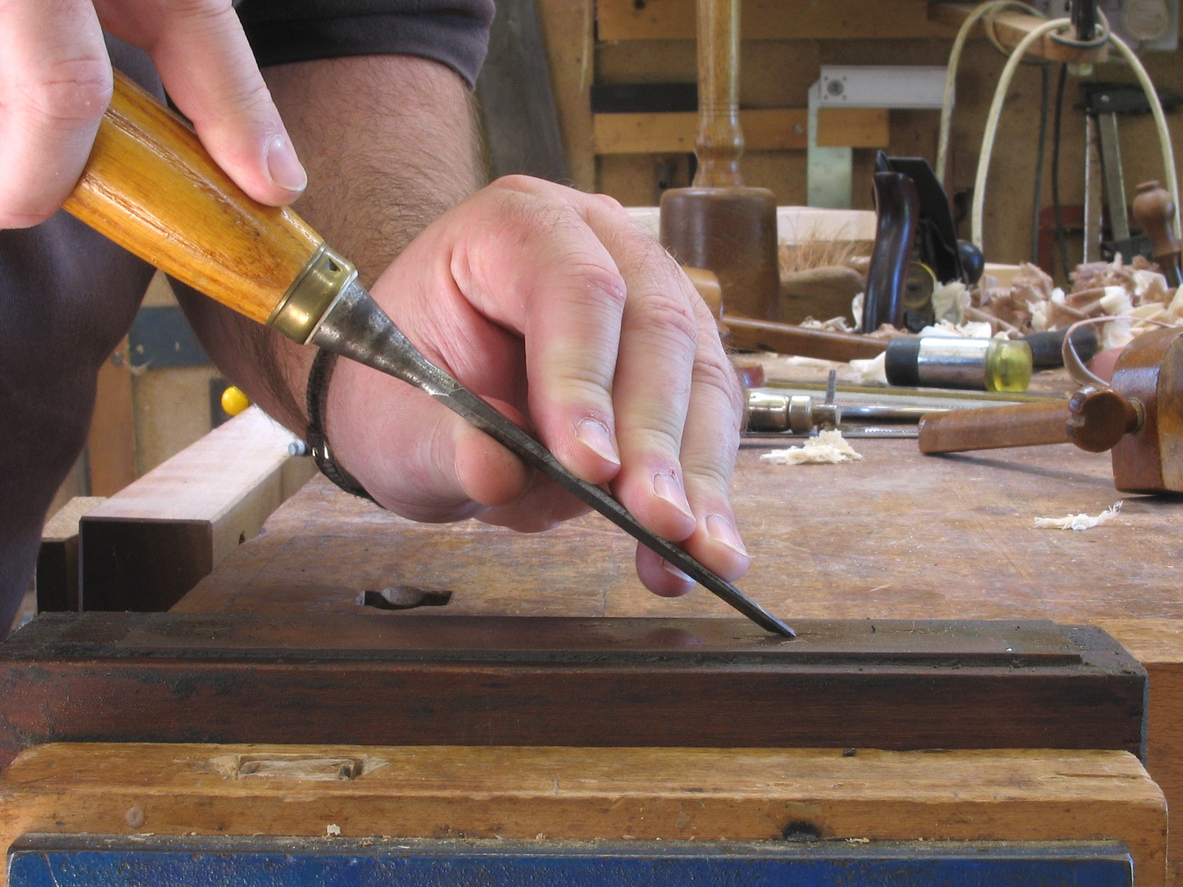 Top Tips for Sharpening Chisels (DIYer's Guide) - Bob Vila