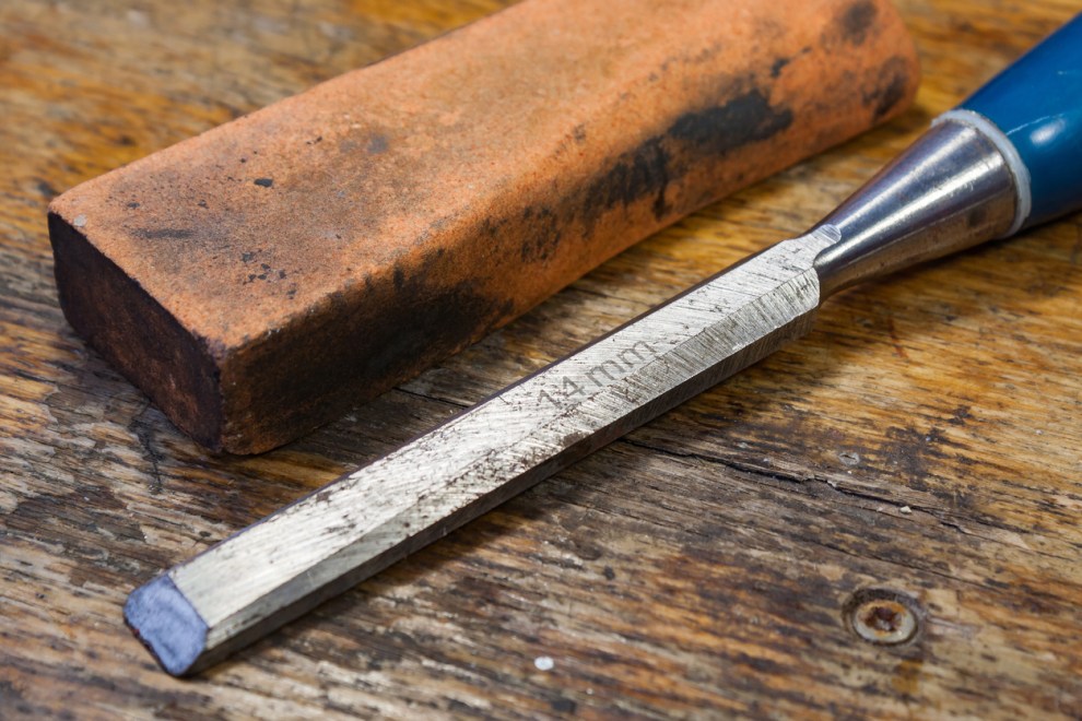 Top Tips for Sharpening Chisels (DIYer's Guide) - Bob Vila