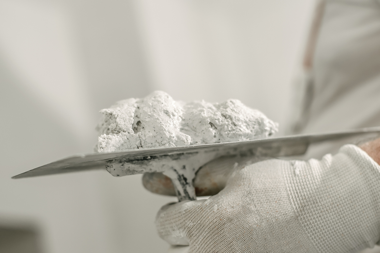 How To: Rebuild a Wall with Three-Coat Plaster - Bob Vila