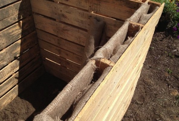 How to Build a DIY Pallet Compost Bin (Tutorial) - Bob Vila