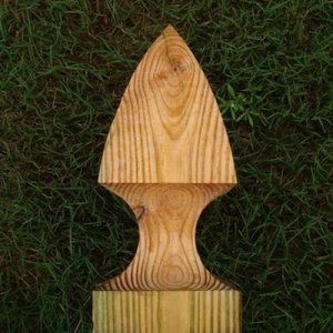 Setting Fence Posts - Dos and Don'ts - Bob Vila