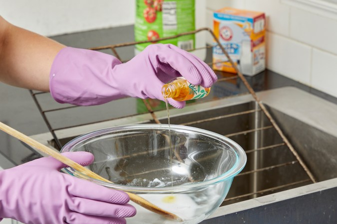 7 Easy and Effective Ways to Clean Oven Racks