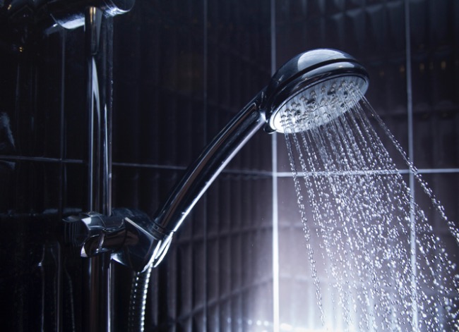 How to Clean a Shower Head: The 2 Best Methods to Get the Job Done