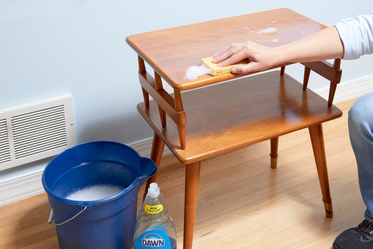 How to Clean Wood Furniture