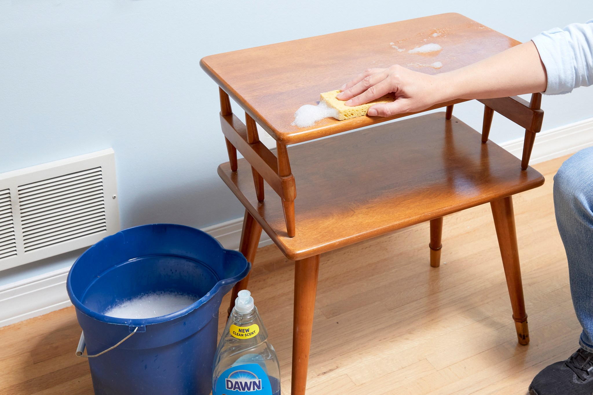 How to Clean Wood Furniture