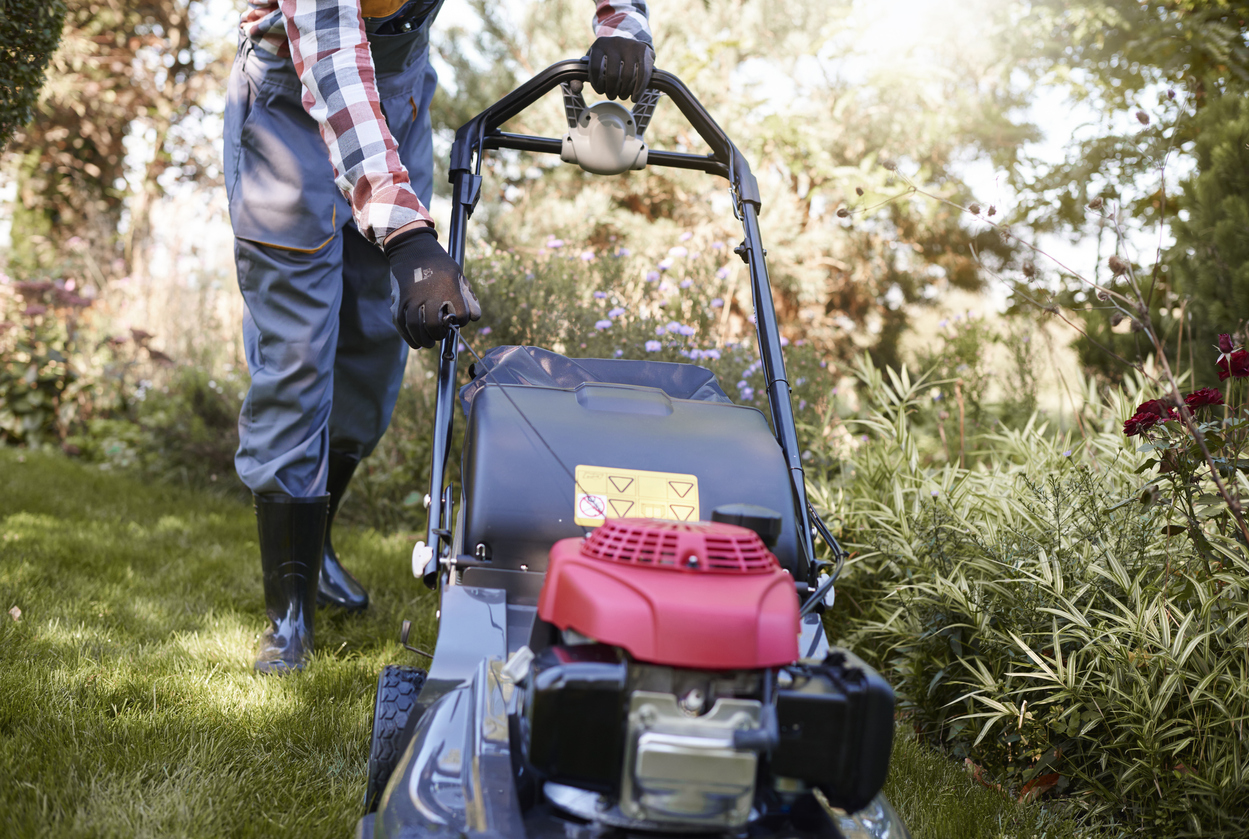 How to Start a Lawn Mower Troubleshooting Common Issues Bob Vila
