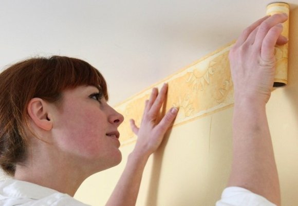 The Beginner's Guide to Working with Wallpaper - Bob Vila