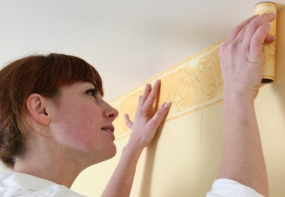 The Beginner's Guide to Working with Wallpaper - Bob Vila