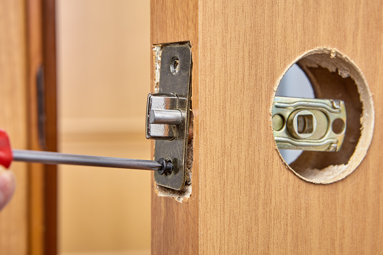 How to Install a Deadbolt in 4 Easy Steps - Bob Vila