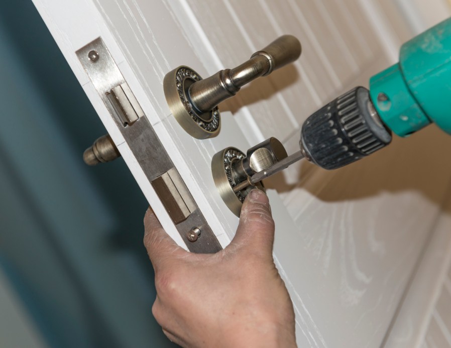 How to Install a Deadbolt in 4 Easy Steps - Bob Vila