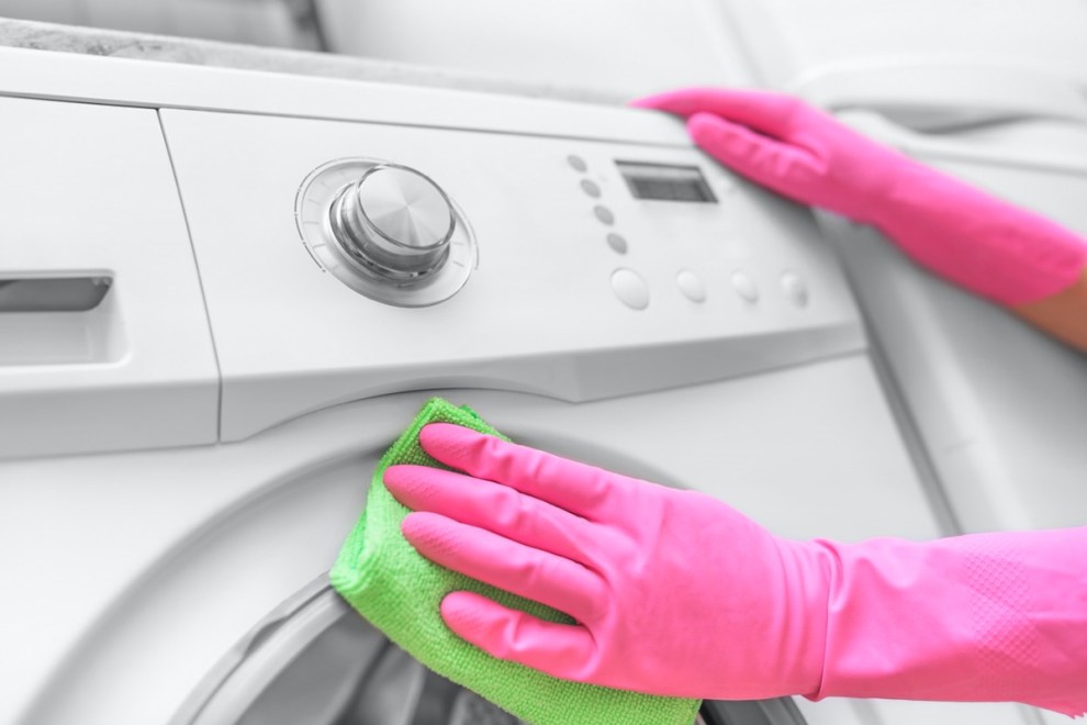 How to Clean a Washing Machine - Advice From Bob Vila