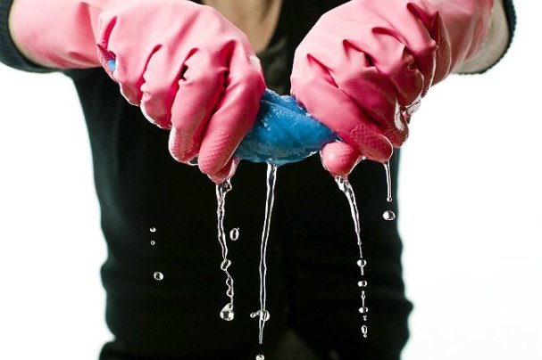 Bleach and Vinegar: 5 Times to Worry About Mixing Up Cleansers - Bob Vila