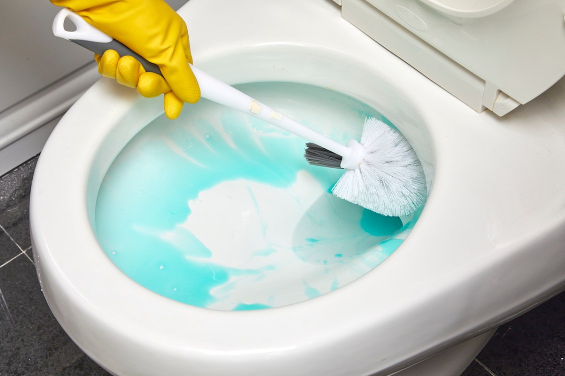 How to Clean a Toilet the Right Way (Yes, There's a Right Way)