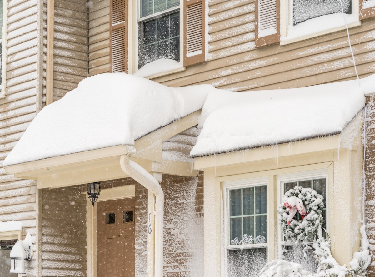 How Much Snow Can a Roof Hold? Solved! - Bob Vila