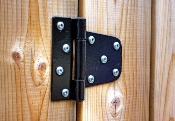 Choosing and Installing a Screen Door - Bob Vila