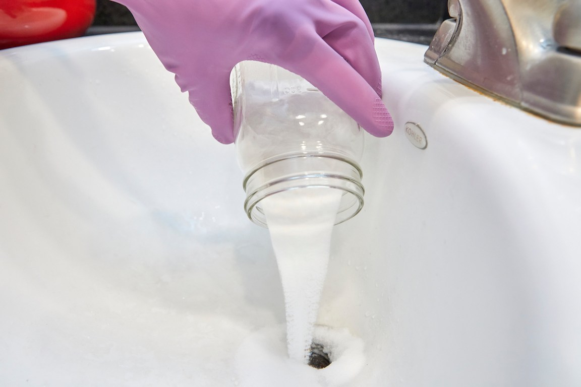 How to Make Homemade Drain Cleaner for Sink and Tub Drains
