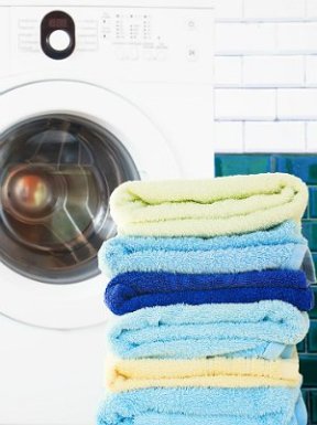 Smelly Towels? Here's How to Refresh Them, Fast (Quick Tip) - Bob Vila