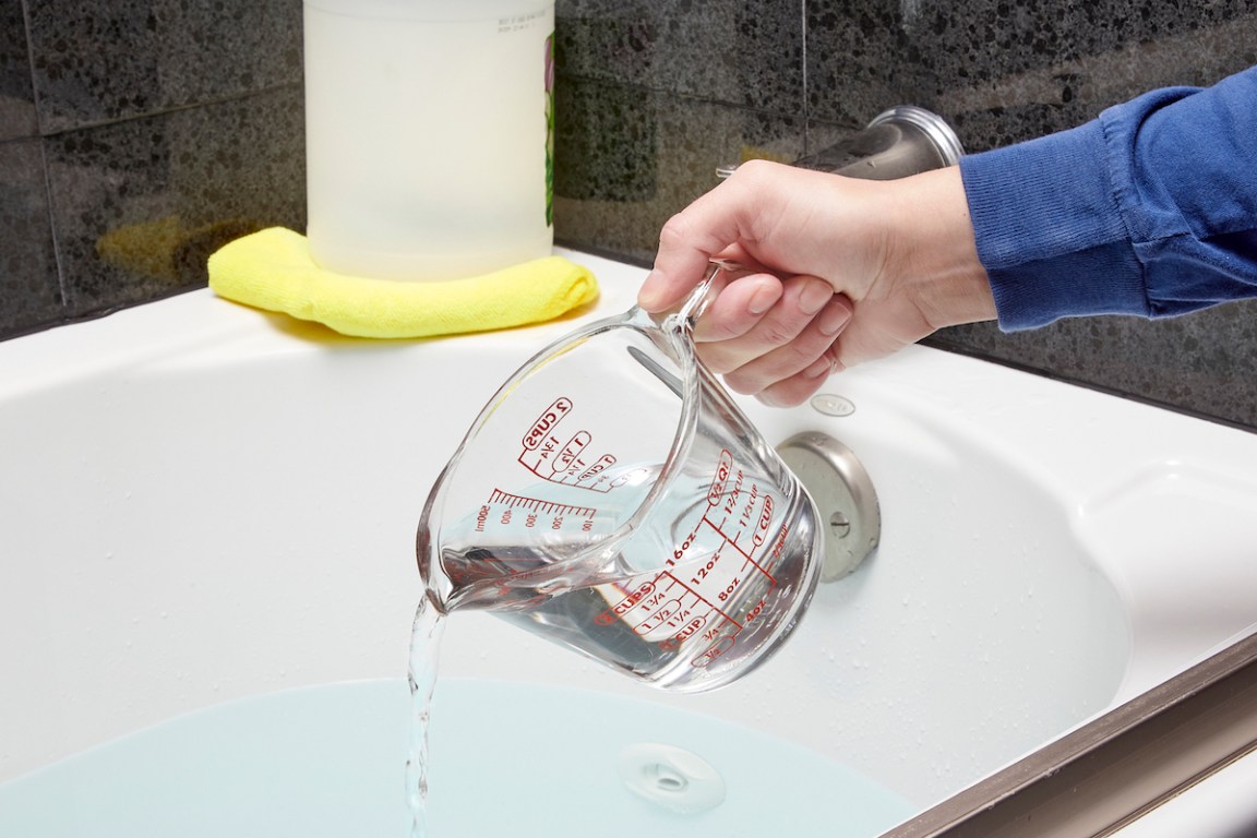 How to Clean a Jetted Tub