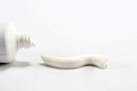 How to Remove Scratches From Glass: DIY Hacks That Work