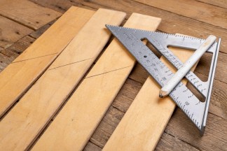 How to Use a Speed Square for DIY Projects