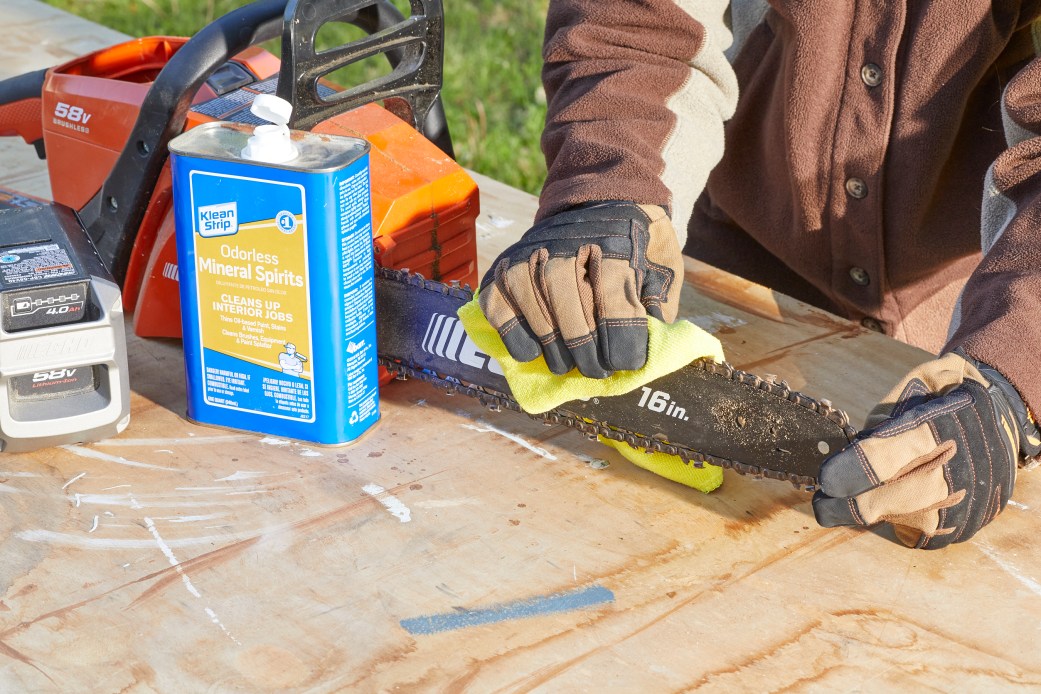 How to Sharpen a Chainsaw
