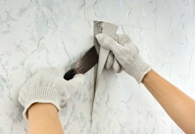 The Best Way to Remove Wallpaper of All Kinds - Bob Vila