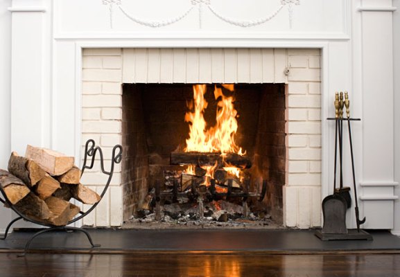 How to Use a Fireplace - Bob Vila