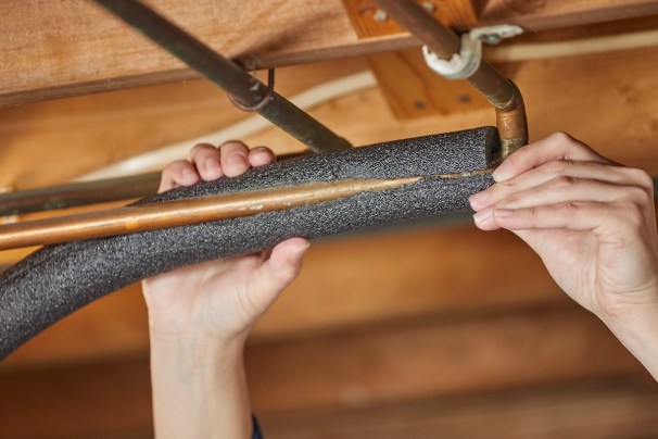 How to Keep Pipes From Freezing and Bursting