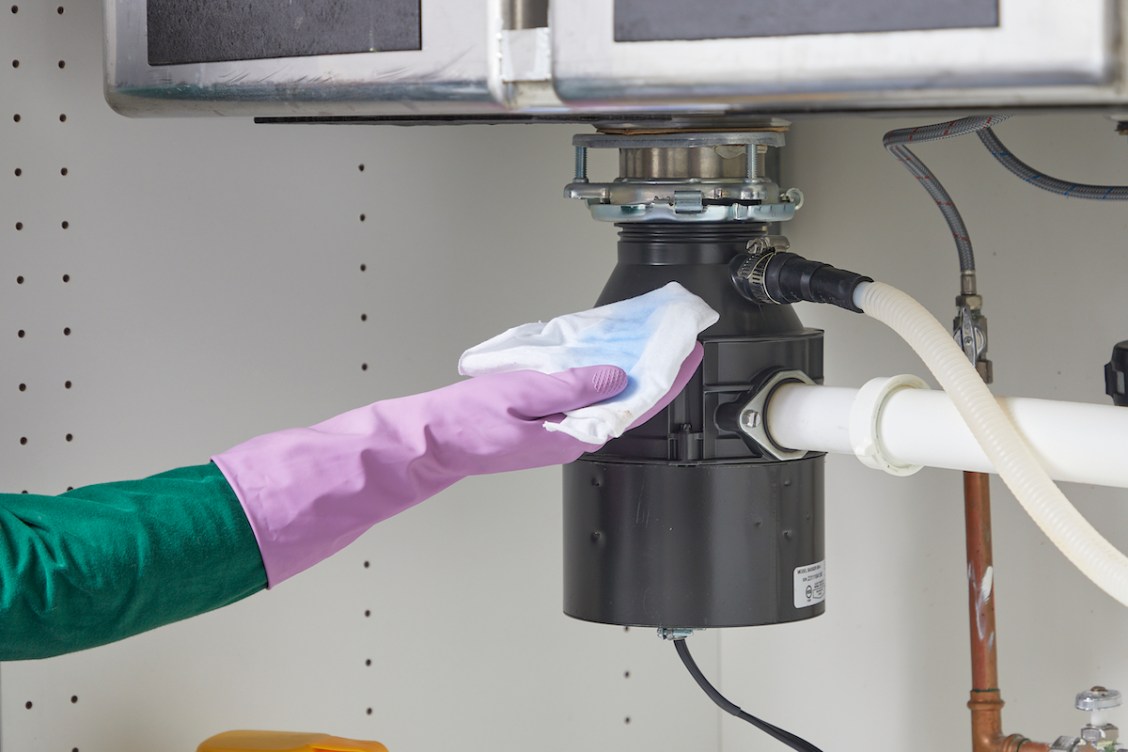 What to Do About a Leaking Garbage Disposal