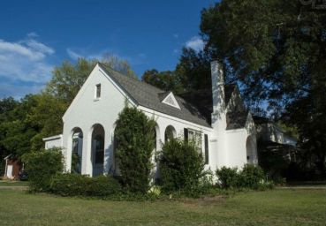 Limewashed Brick 101: All About the Treatment and How to Try It at Home ...