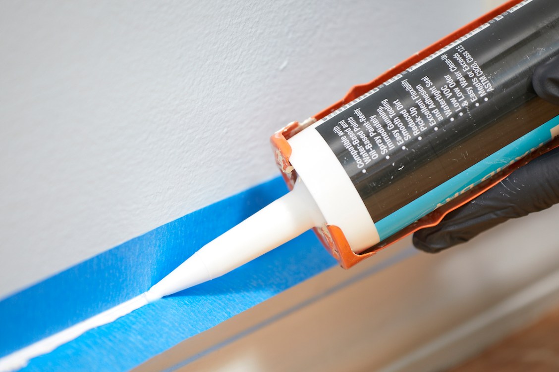 How to Caulk Baseboards Like a Pro