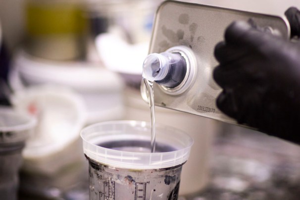 Mineral Spirits vs Paint Thinners: 6 Must-Know Differences