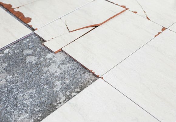 Asbestos Floor Tiles 101: What to Know About this Old Home Hazard - Bob ...