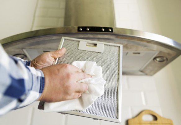 This Homemade Degreaser Recipe Will Get Your Kitchen Spick-and-Span