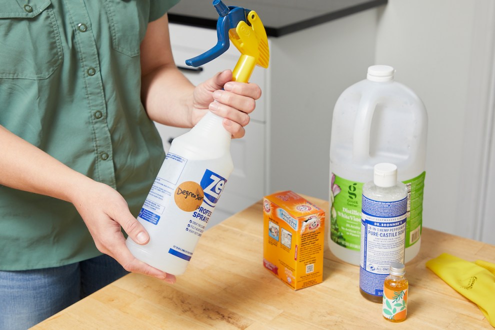 This DIY Homemade Degreaser Recipe Conquers Oil and Grime