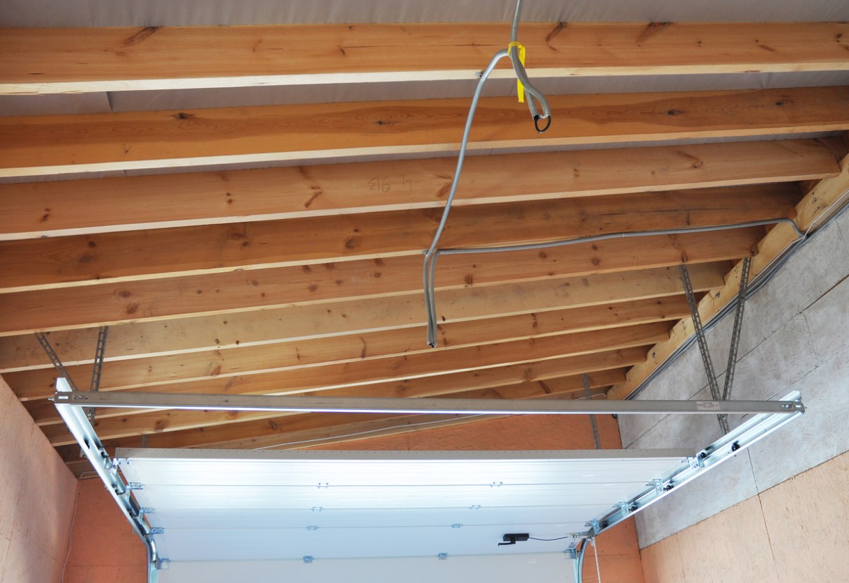 What to Do When Your Garage Door Won’t Open - 14 Troubleshooting Tips
