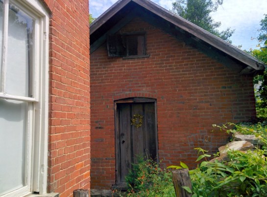 The History and Purpose of the Summer Kitchen - Bob Vila