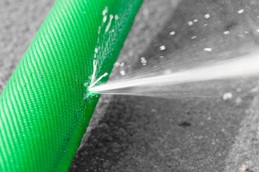 Garden Hose Repair: 4 Tips To Repair a Leaking Garden Hose