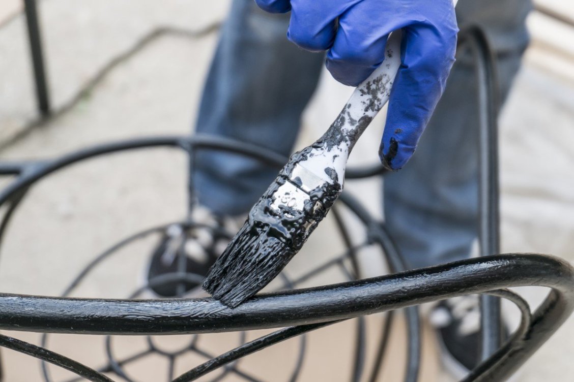 The Best Paint for Metal Surfaces, Indoors and Out - Bob Vila
