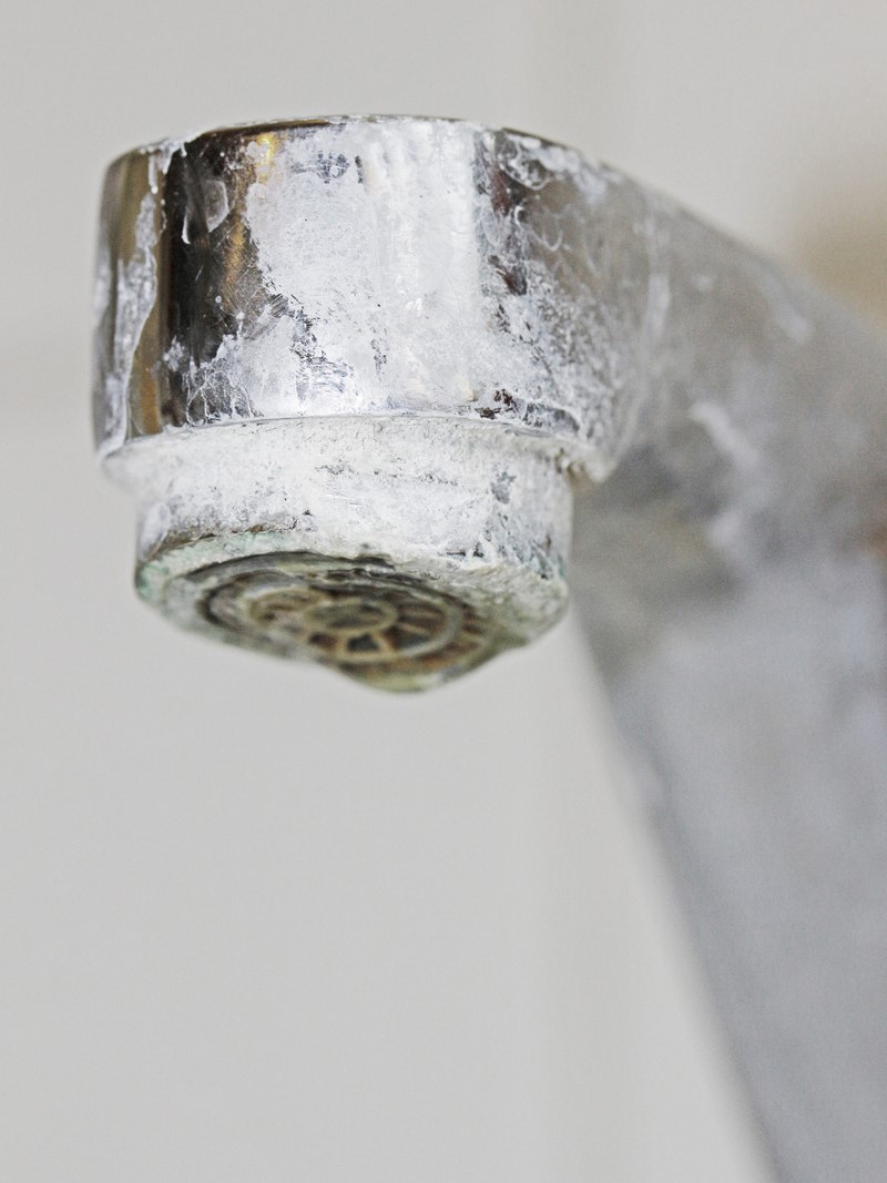 6 Telltale Signs That Your Home Has Hard Water - Bob Vila