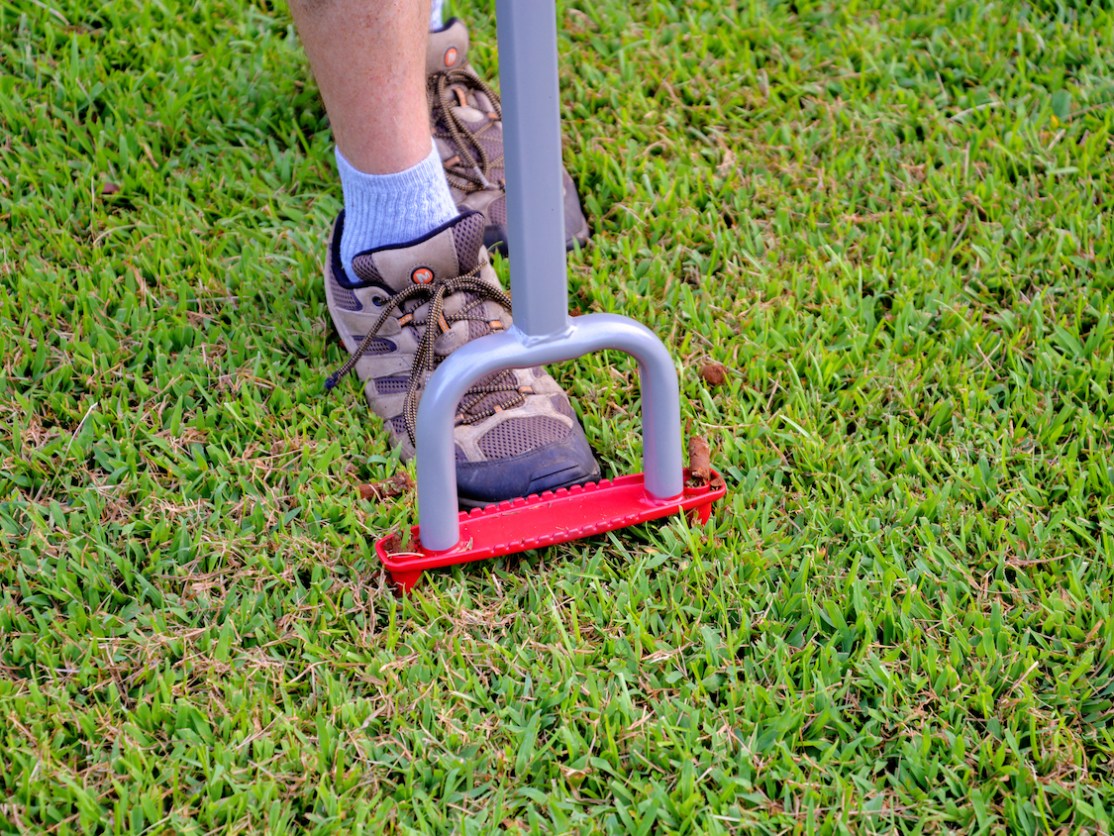 The Best Lawn Aerators - Tested by Bob Vila