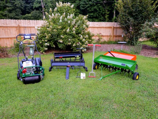 The Best Lawn Aerators - Tested by Bob Vila