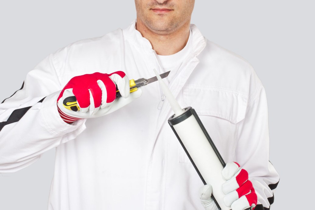 Caulking the Bathroom: 8 Dos and Don'ts to Remember - Bob Vila