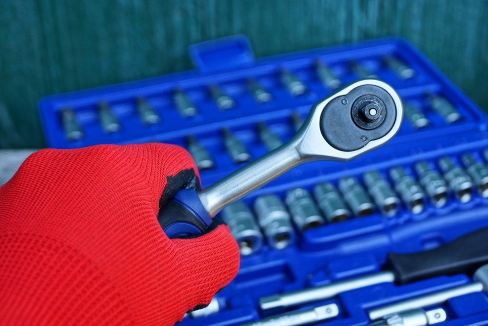 The Best Ratchet Options for DIYers and Pros - Bob Vila