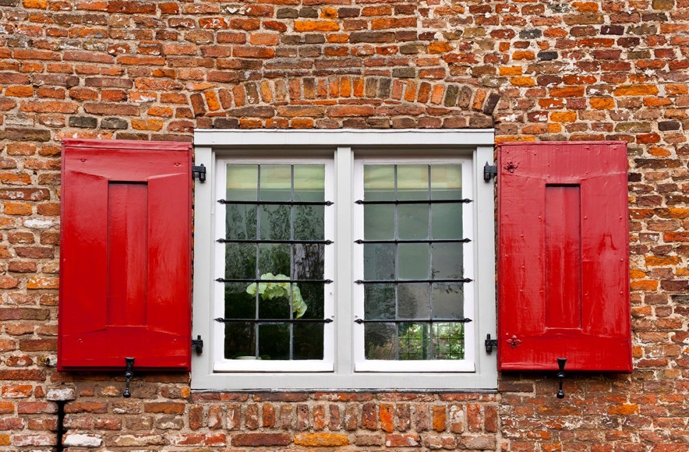 What Are Weep Holes in Brick? Your Questions Answered - Bob Vila