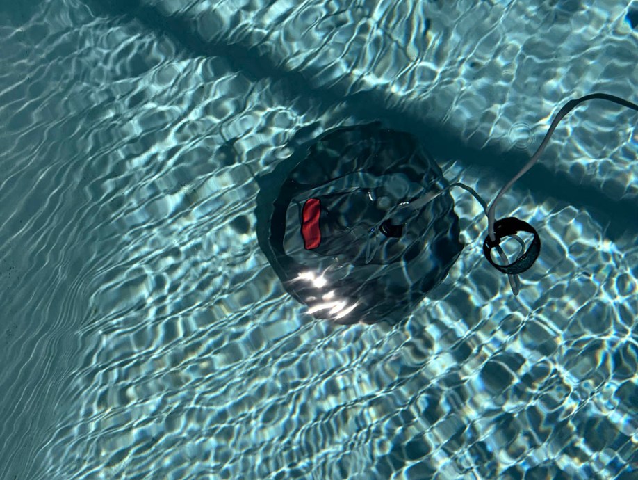The Best Robotic Pool Cleaners - Tested by Bob Vila