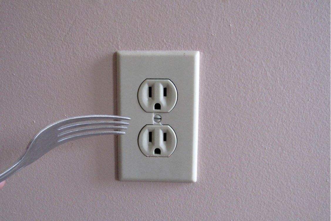 9 Types of Electrical Outlets Found in Homes - Bob Vila